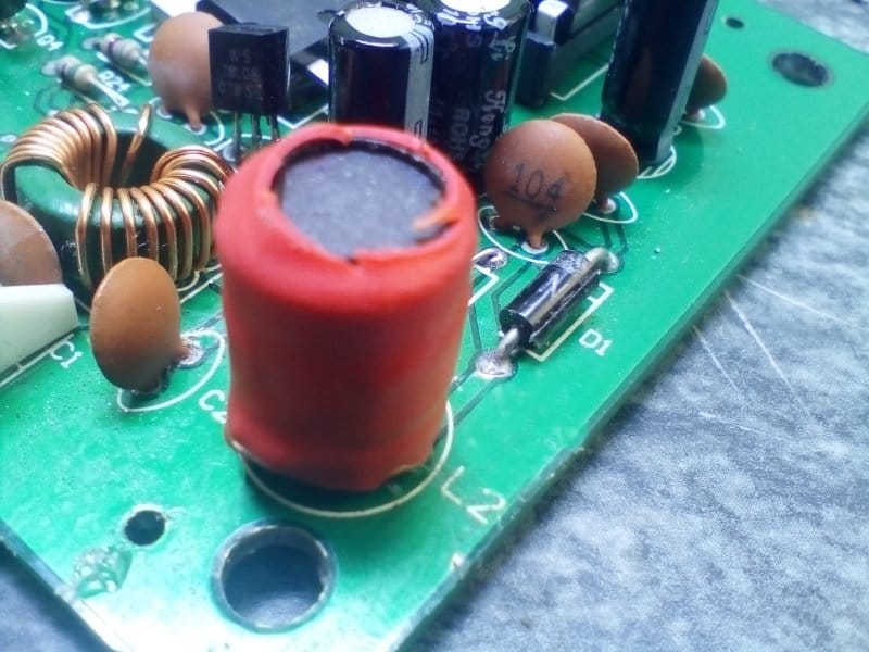 ¿qué Componente Es Esto De Una Placa Electrónica Ingenieríaemk 1770