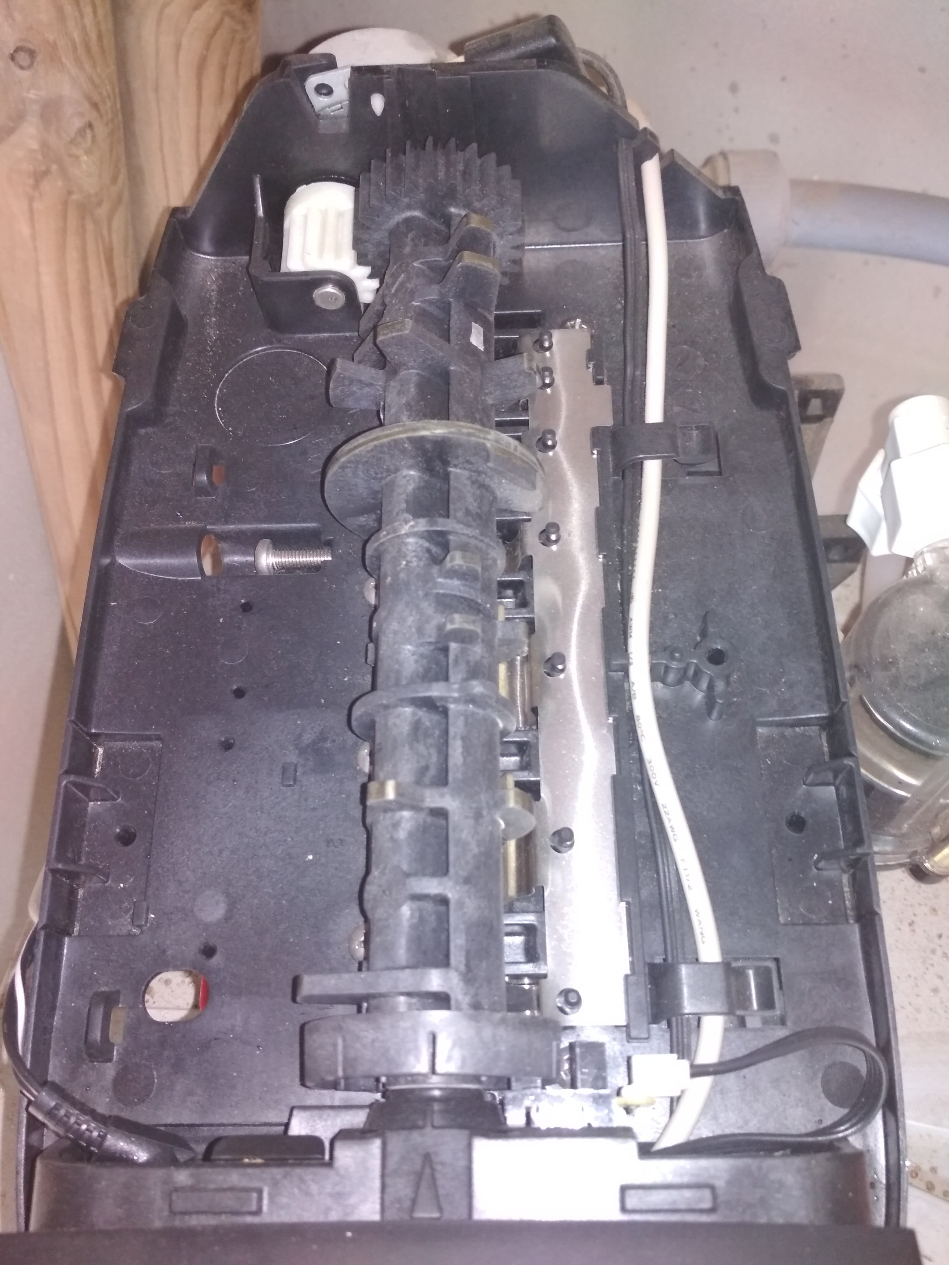 Descalcificador Serie 255 Logix 740-760 rebosa agua - Fontanería - Todoexpertos.com