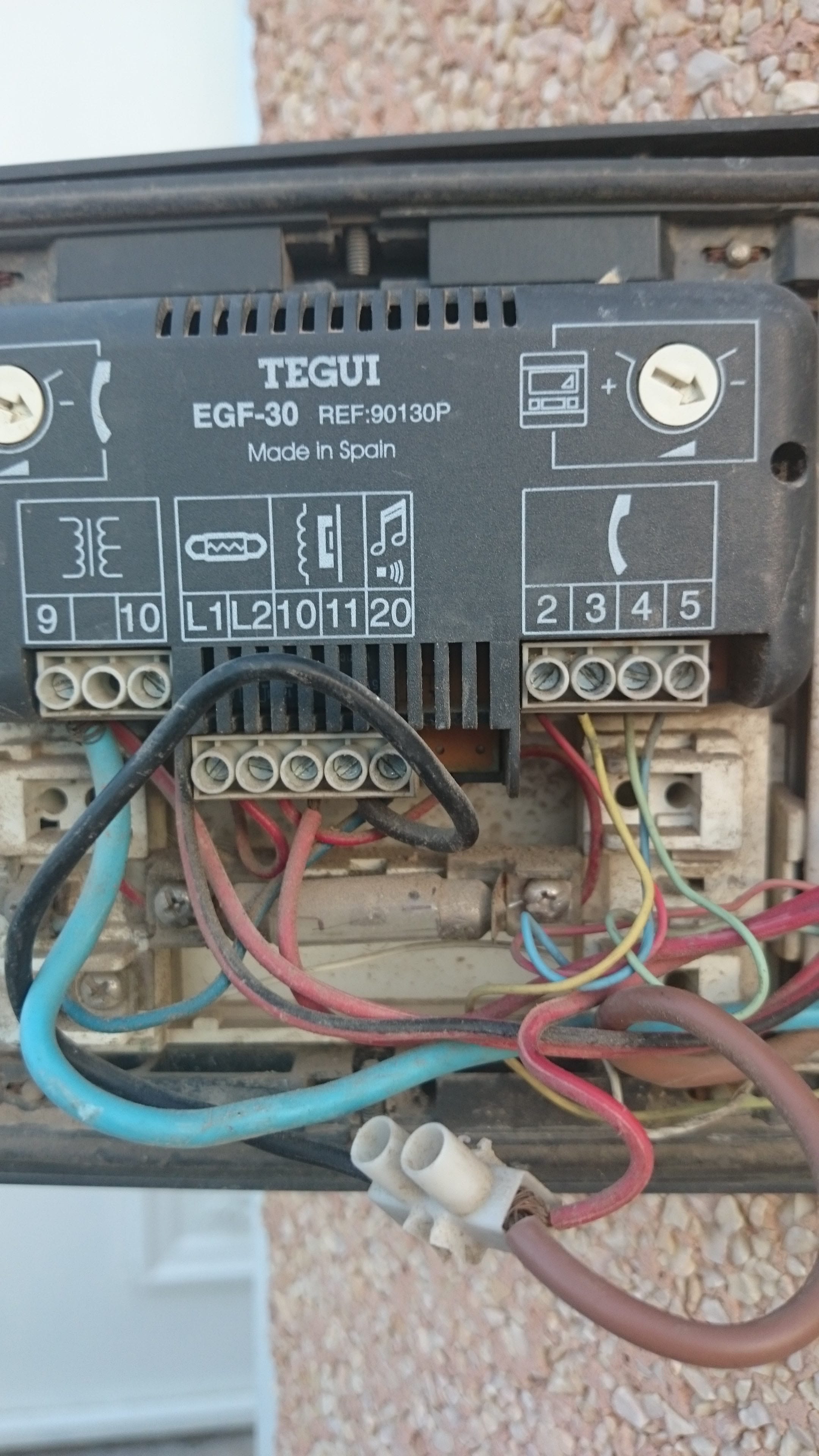 ¿Como instalar el teléfono universal Fermax 3399? - Electricidad del ...