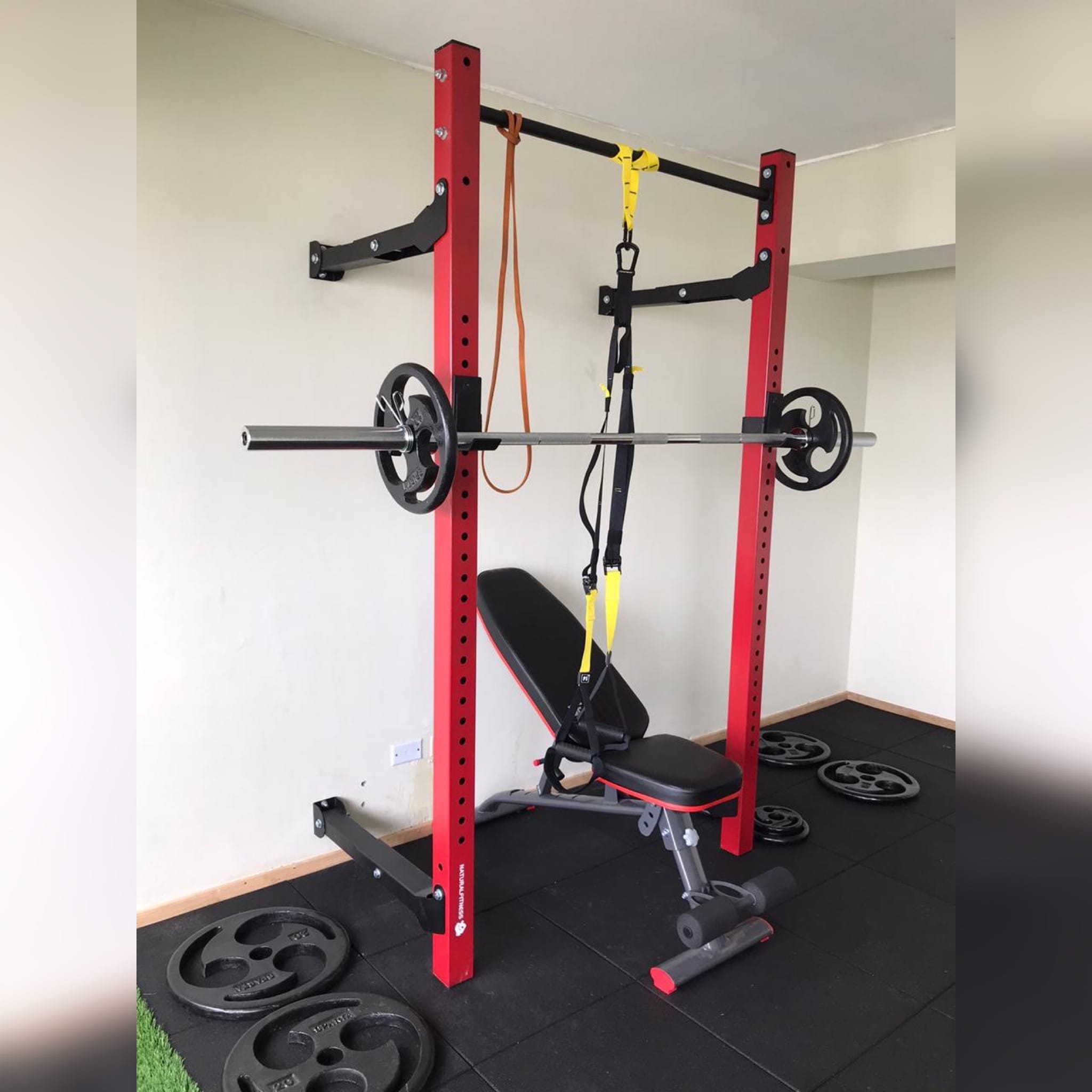 ¿Cómo fijar un rack para hacer pesas a la pared del garaje ...